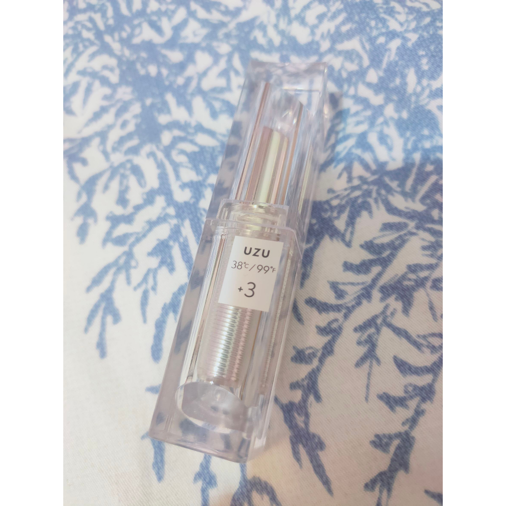 日本UZU +3 38度C/99度F唇膏 冰塊唇膏 近新 | 蝦皮購物