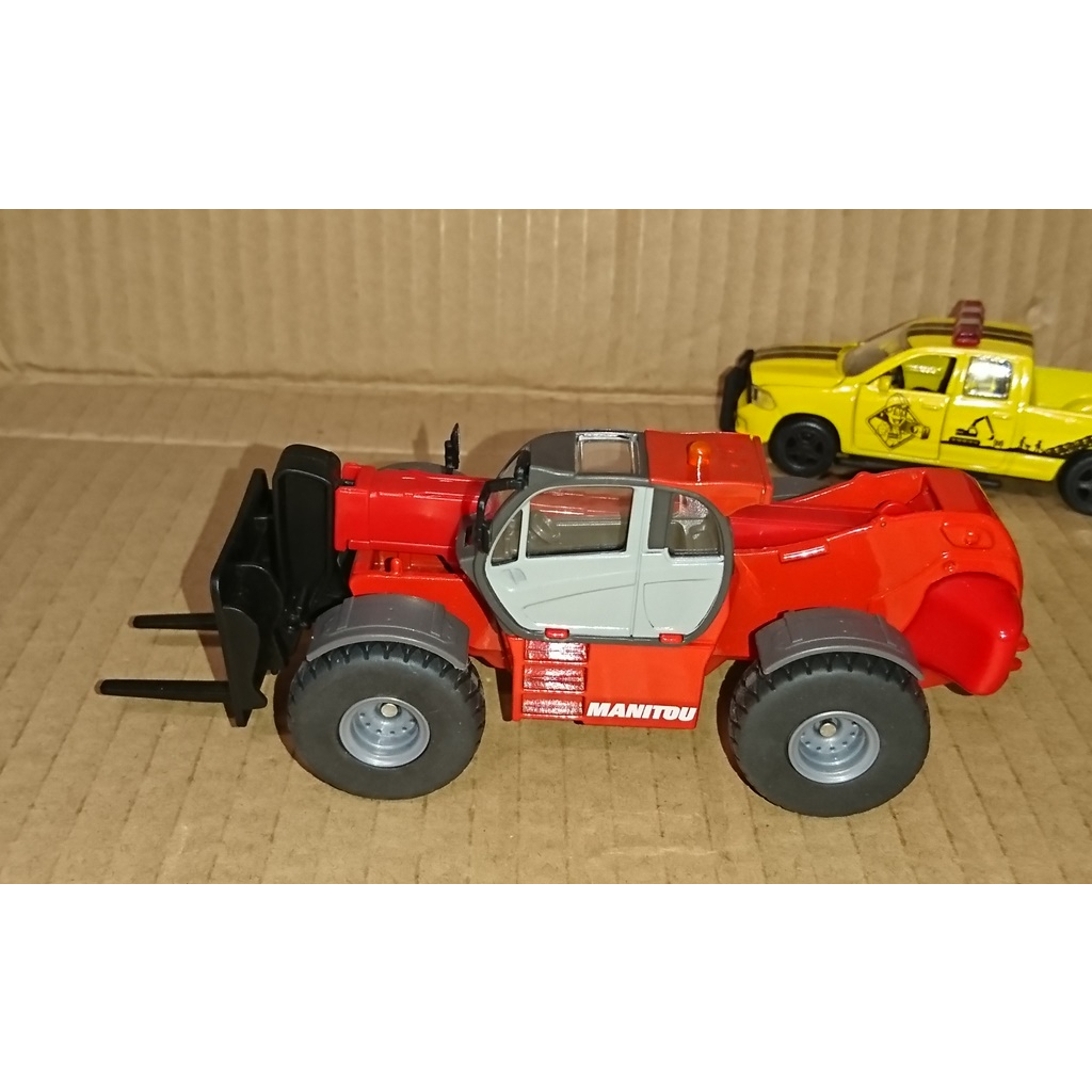SIKU Manitou 10230 鏟裝機 1:50 | 蝦皮購物