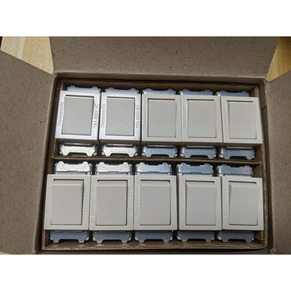 Panasonic 國際牌 雙切開關 WNF-5002 三路 | 蝦皮購物