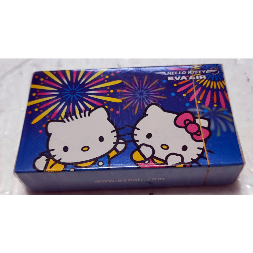HELLO KITTY Official Poker Cards | 蝦皮購物