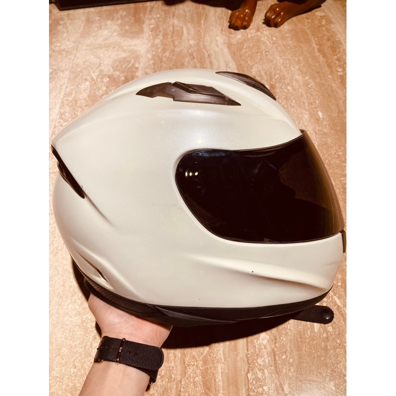 M2R F2C F-2C 全罩安全帽 珍珠白 超輕量化 消光白 九成新 M號 10倍蝦幣回饋 免運 | 蝦皮購物