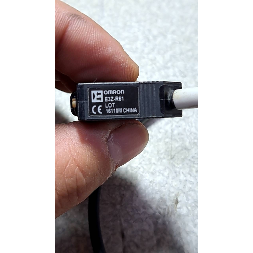 OMRON歐姆龍 E3Z-R61 回歸反射型(附M.S.R功能)光電開關 | 蝦皮購物