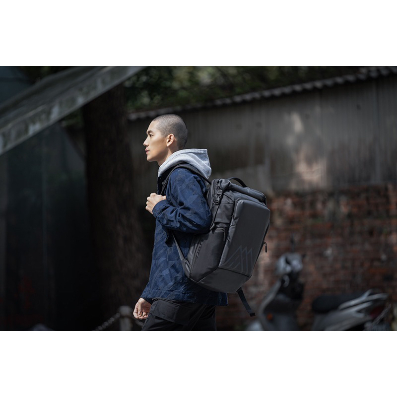 Acer 宏碁 Rolltop Backpack城市實用美學 防潑水筆電收納多功能後背包 | 蝦皮購物