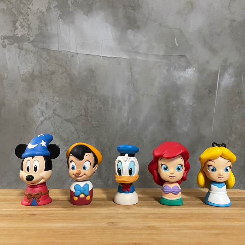 絕版！迪士尼 Disney Yujin 2004年キョロ目 轉眼 扭蛋 | 蝦皮購物