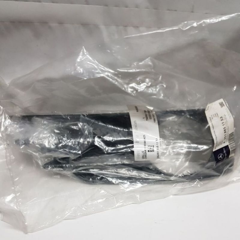 Benz 原廠 R251 左前霧燈飾板 霧燈框架 R350 R500 R63 AMG | 蝦皮購物