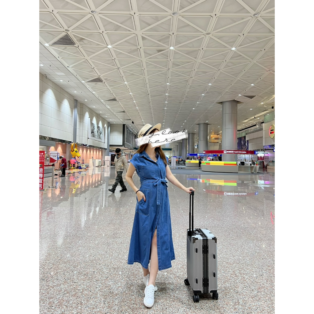 Hey, look here ️現貨 顯瘦穿搭 袖反折排釦牛仔洋裝/牛仔襯衫長洋裝（附綁帶） | 蝦皮購物