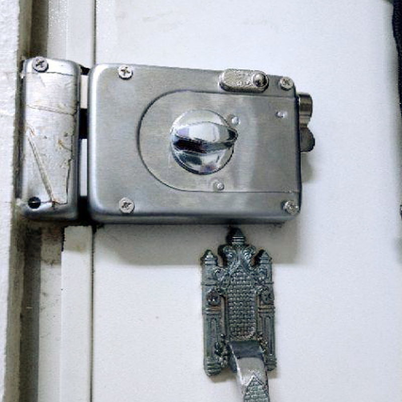 C.O.E C-201SS 隱藏式四段鎖 小旋轉鈕 C-201S大旋轉鈕 四段鎖 不銹鋼無拉把 快速伸縮四段鎖 防盜鎖 | 蝦皮購物