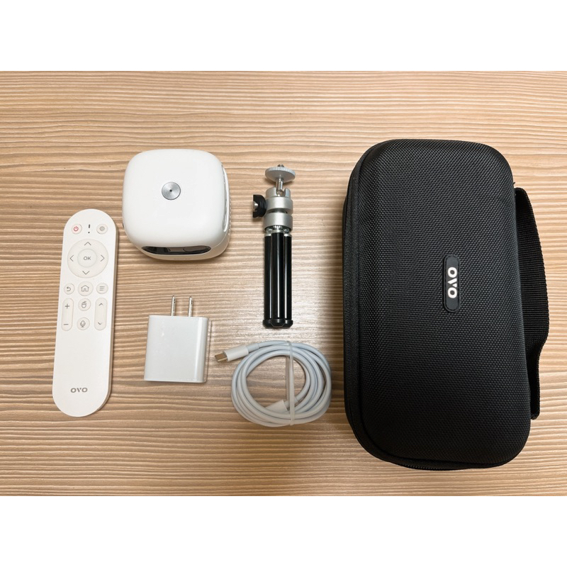 OVO 小蘋果 智慧投影機 U1 U1-R 淨白 | 蝦皮購物