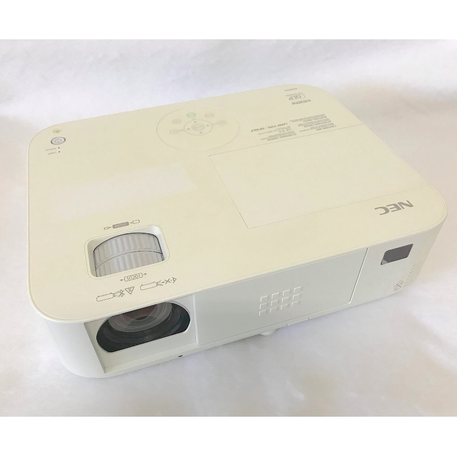 NEC NP-M402XG投影機4000流明/兩個HDMI,側投梯形修正,光學鏡頭1.7倍縮放,燈泡壽命8000小時 | 蝦皮購物