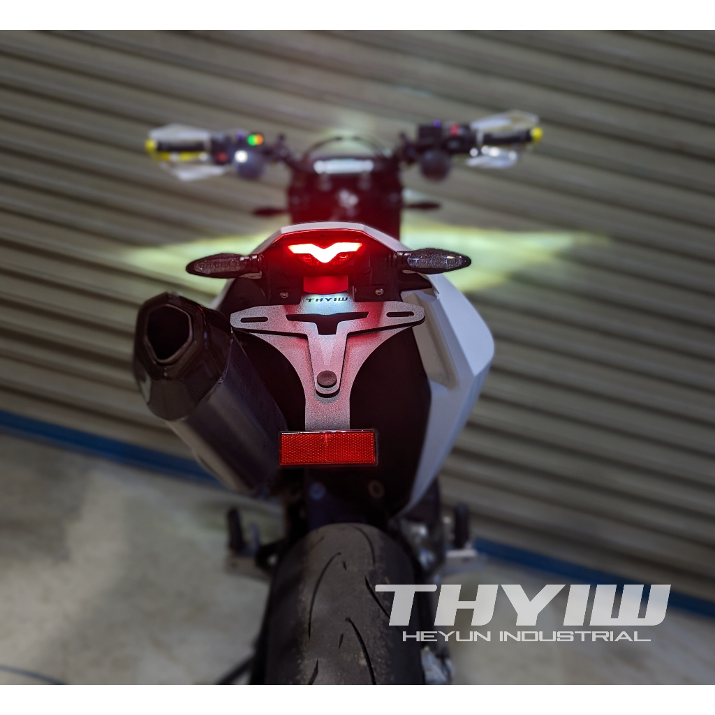 THYIW 赫允工業 HY Husqvarna 701ENDURO 701SUPERMOTO 海絲瓜插頭直上 短牌架 後 | 蝦皮購物