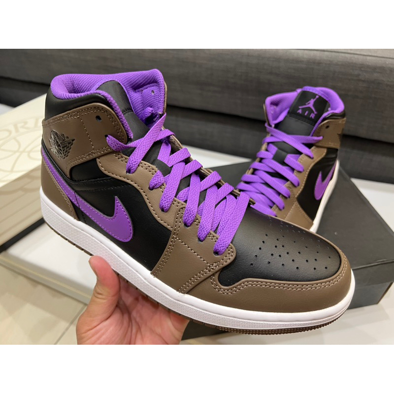Nike Air Jordan 1 Mid Palomino 全新US9 (DQ8426-215) | 蝦皮購物