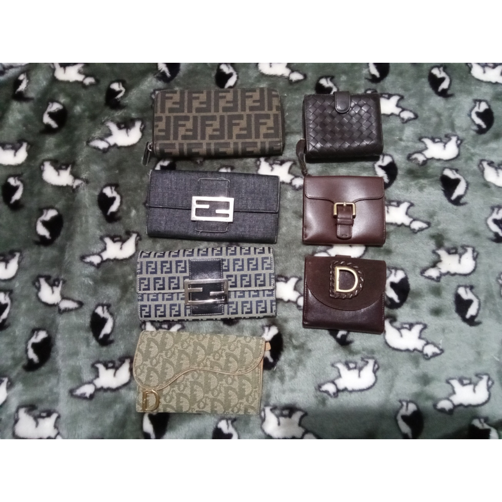 Fendi 芬迪 法棍包 長夾 Dior 迪奧 長夾 短夾 BV 編織包 短夾 Burberry 短夾 二手 真品 正品 | 蝦皮購物