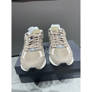 New Balance M2002RDL D楦 麂皮 奶茶色破壞2002R系列 復古休閒鞋（中性款） | 蝦皮購物