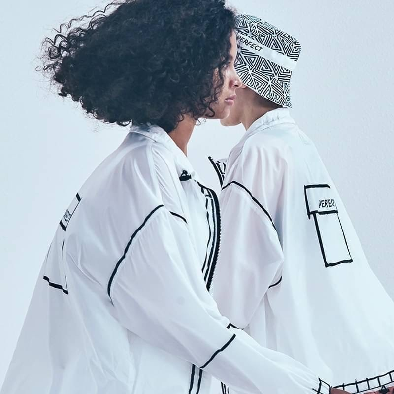 Chara 微百貨 》 含稅 附發票 澳洲 YPL 手繪 防曬 外套 | 蝦皮購物