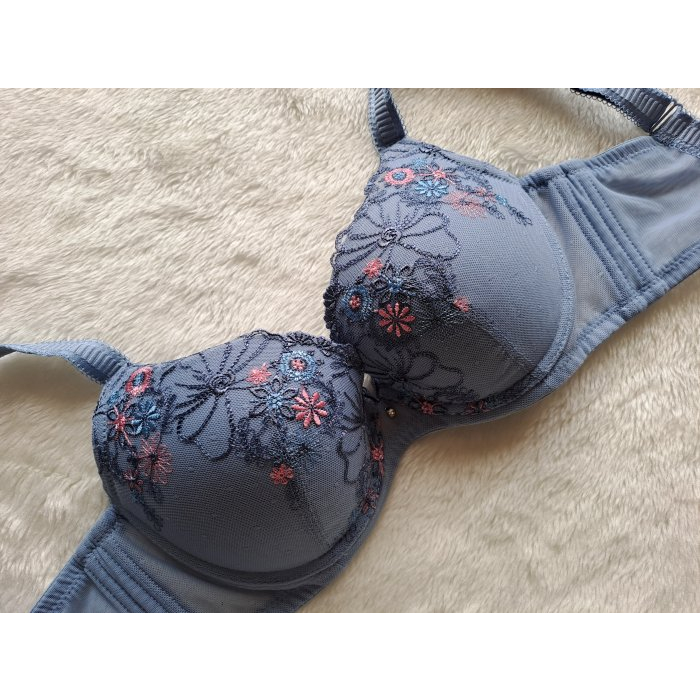 ＊JOLINNA~SHOP＊71023F0~~專櫃品牌~蕾絲繡花水袋款~紫色真水上衣~70D~75D~優惠直購150元~ | 蝦皮購物