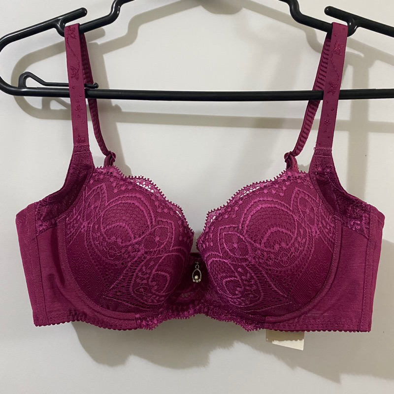 華歌爾摩奇X魔翼紫紅/膚色內衣75A/75B | 蝦皮購物