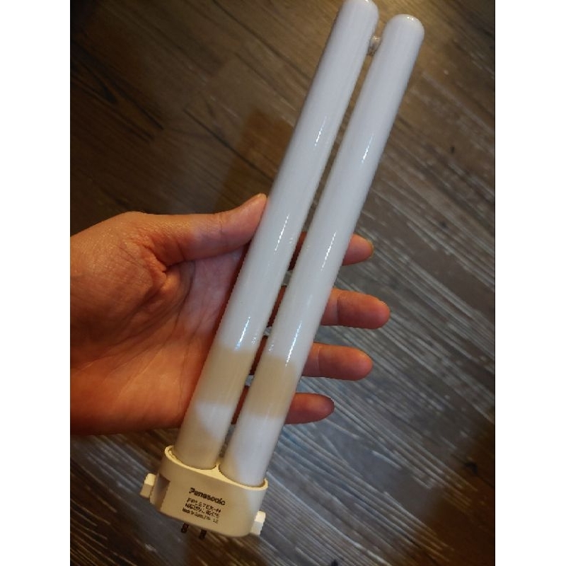日本製 Panasonic 國際牌 4 針 27w Fpl 27ex N 9e 自然光三波長形檯燈燈管bb燈管 蝦皮購物