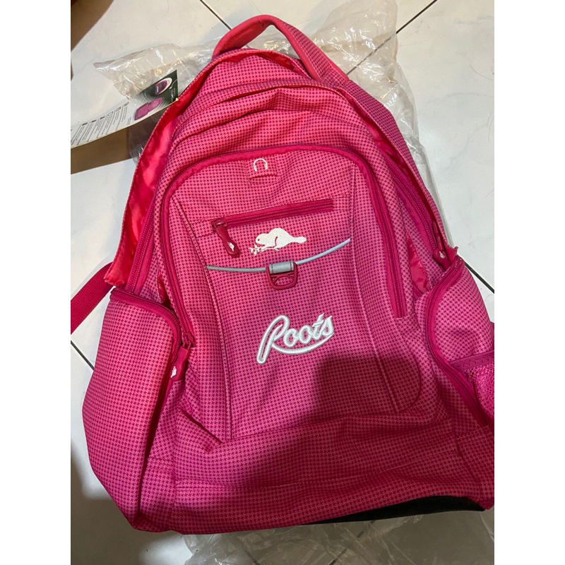 已售出 Roots 後背包全新 粉色 | 蝦皮購物