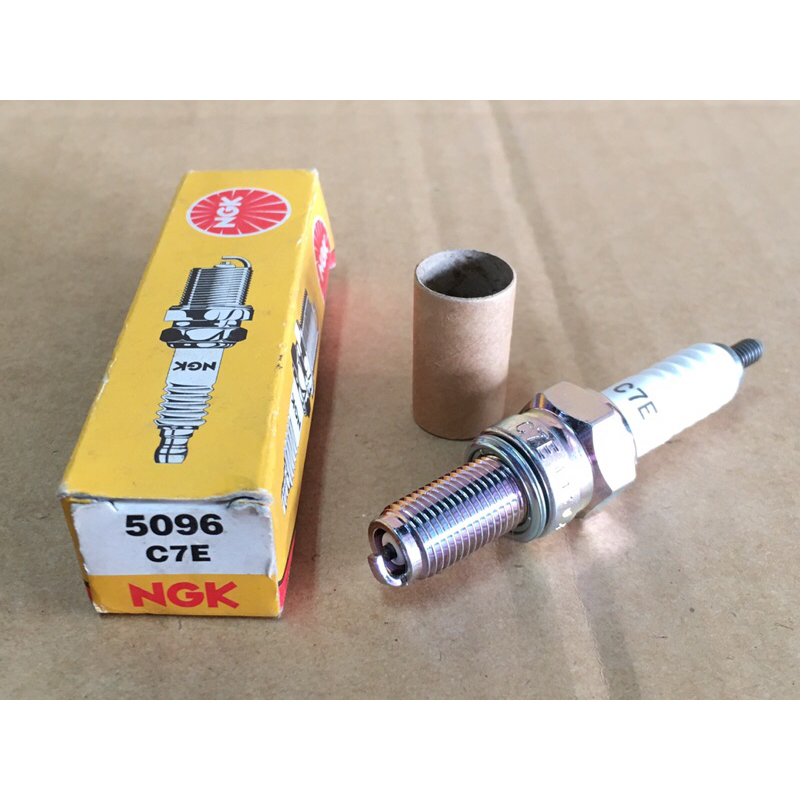 NGK C7E 火星塞 化油車 勁戰 迅光 風光 GTR 星艦 外盒保存不佳 | 蝦皮購物