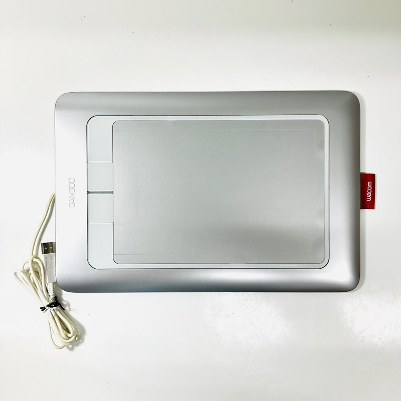 WACOM 繪圖板 BAMBOO FUN CTH -661 6x9二手 寶物工廠 Treasure Factory | 蝦皮購物