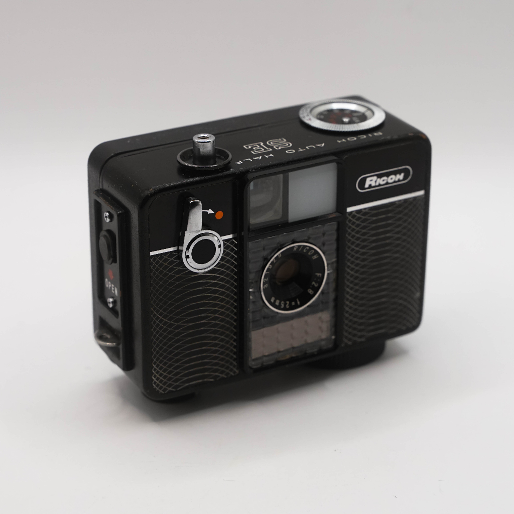 【Shizu】完好美品 Ricoh Auto half SE 25mm F2.8 經典 半格底片相機 | 蝦皮購物