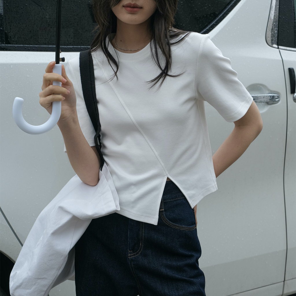 Y2 style ️短版個性開衩上衣 ️Y2style歐美設計款寬鬆暗黑中大尺碼【C8829】 | 蝦皮購物