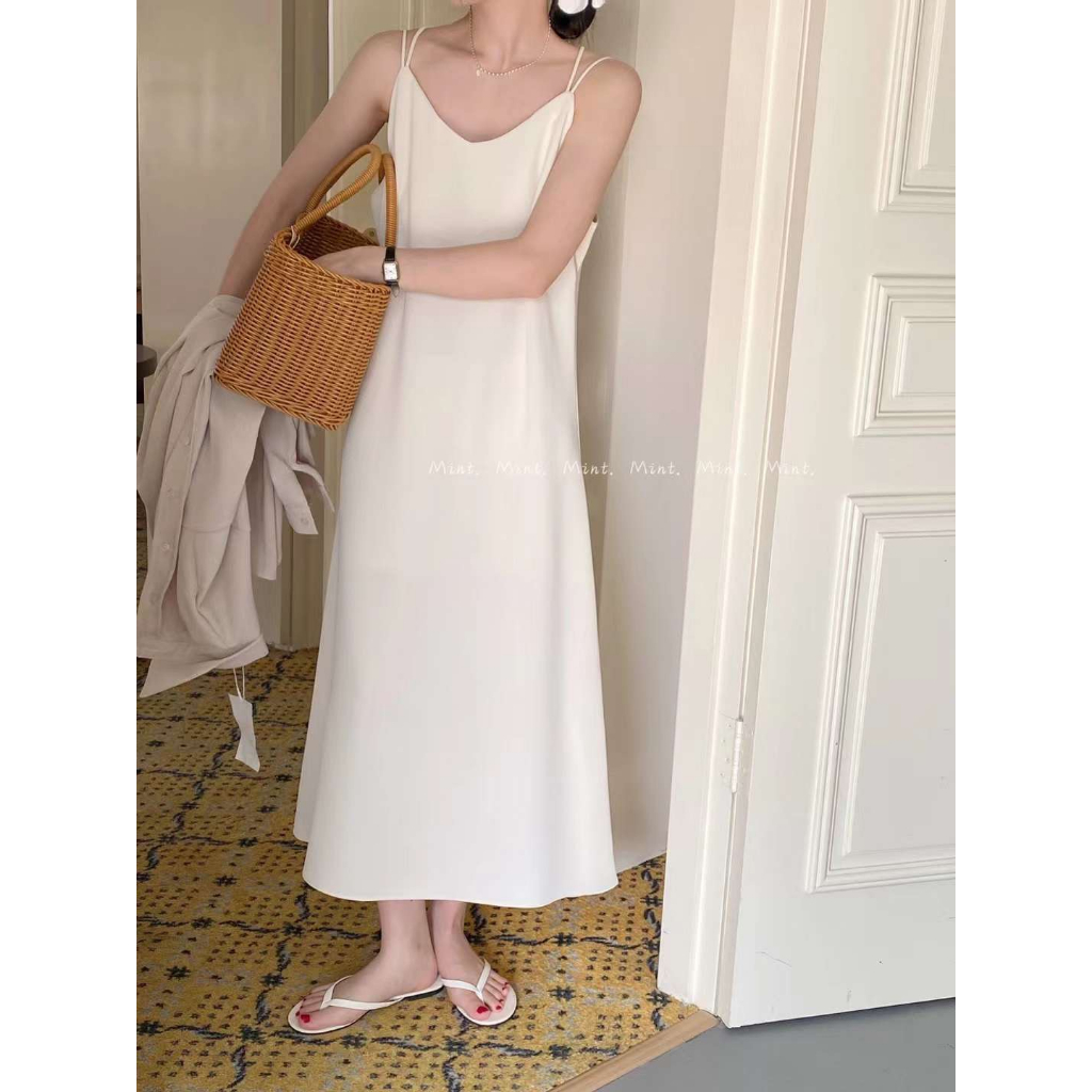 Waroom|現貨實拍 超仙韓國法式後交叉細肩洋裝|女裝|無袖洋裝|吊帶連身裙|雪紡洋裝|約會|細肩背心裙 8025 | 蝦皮購物