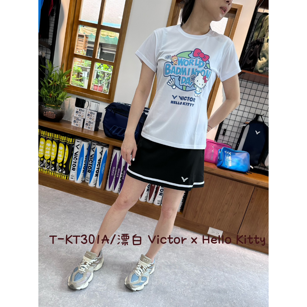 良辰擊時 VICTOR 勝利 VICTOR X HELLO KITTY 聯名T恤-世界羽球日 T-KT301 A/漂白 | 蝦皮購物