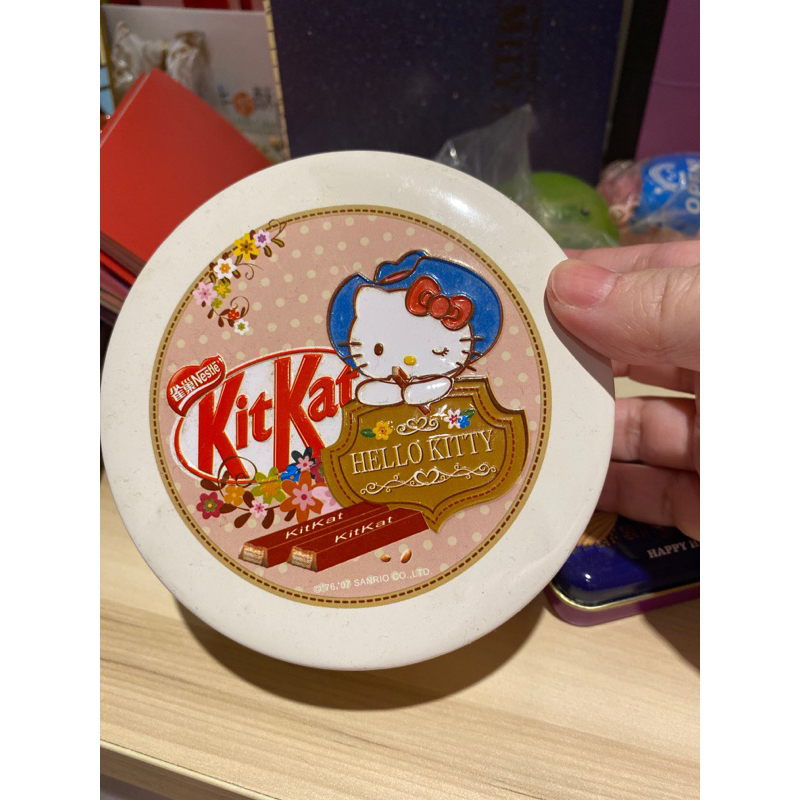 稀有收藏出淸 2008年Hello KittyX Kit Kat老鐵盒 | 蝦皮購物