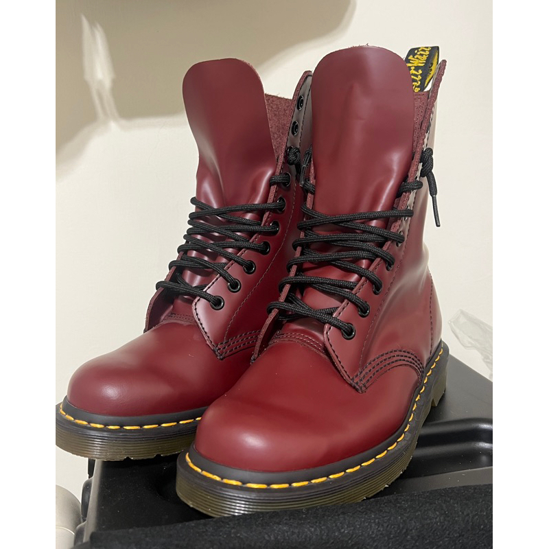 Dr.Martens馬汀博士女靴10孔經典色(UK6=24.5cm) | 蝦皮購物