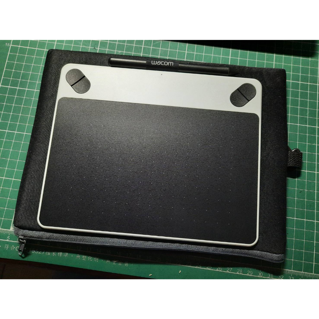 [近全新]Wacom Intuos Draw CTL-490/W0-CX塗鴉創意繪圖板-白(小) | 蝦皮購物