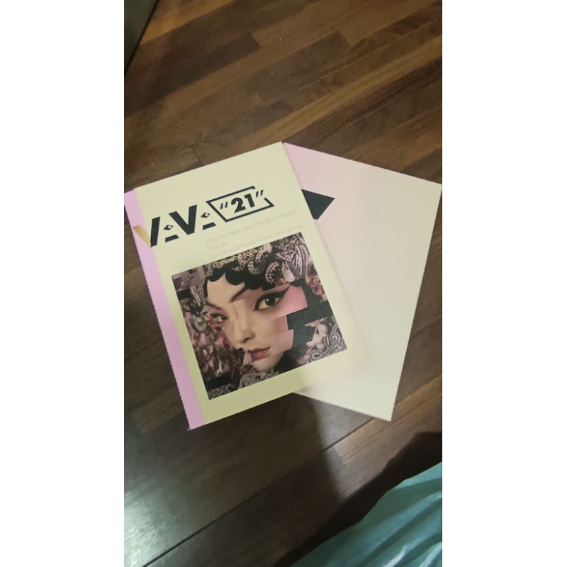中國第一女rapper，VAVA首張專輯「21」（附海報，可議價） | 蝦皮購物