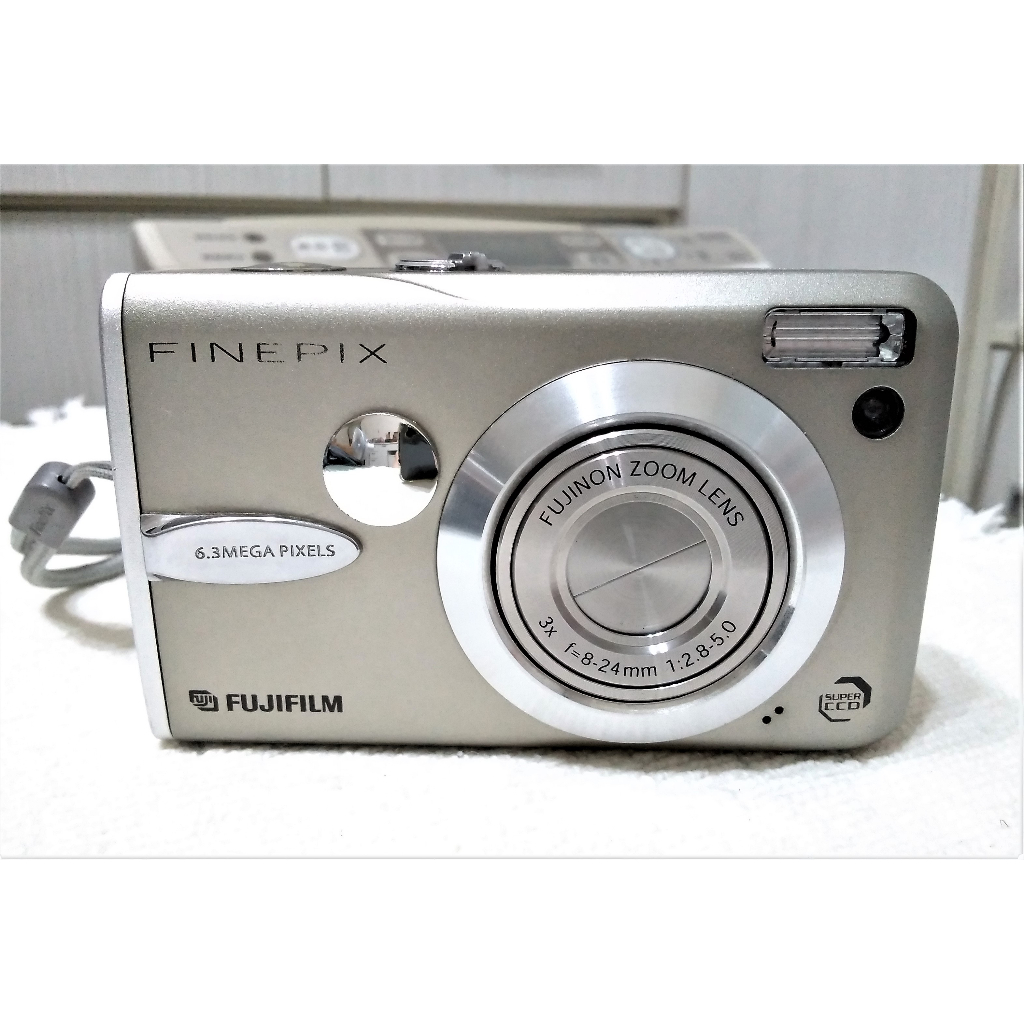 FUJIFILM FinePix F30 數位相機 SUPER CCD / 經典 配件齊 原廠傳輸線 | 蝦皮購物