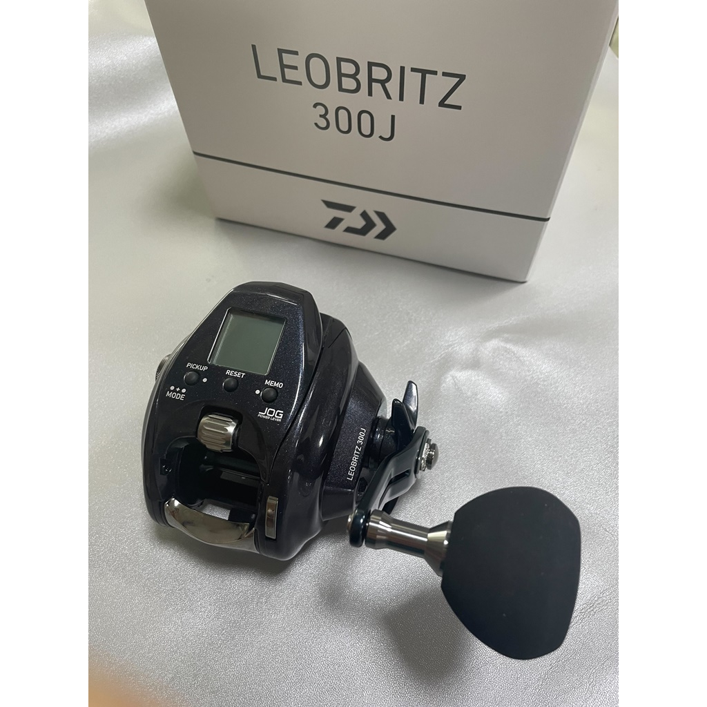 (23/08/14現貨)DAIWA 台灣大和公司貨電動捲線器 23'LEOBRITZ 300J (含原廠保證書） | 蝦皮購物