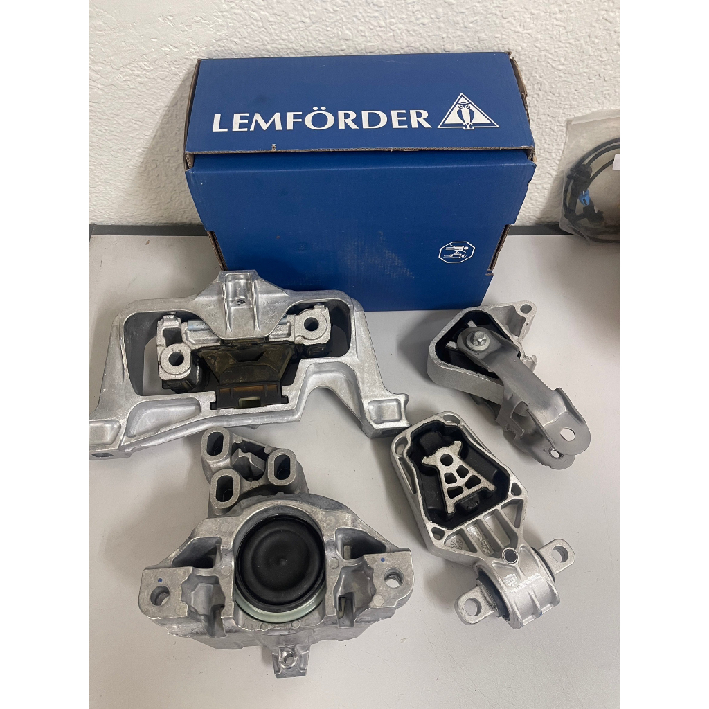 小郭汽車666~賓士M270 A系W176/B系W246/CLA C117 X117/ GLA X156 Q30 引擎腳 | 蝦皮購物