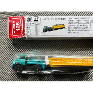 （現貨1）Tomica 128 Mercedes-Benz UNIMOG DUAL MODE VEHICLE | 蝦皮購物