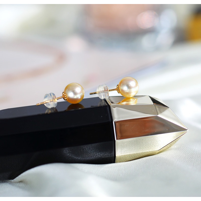 精簡溫柔雅致！akoya天然海水皇后金珠 羽皇金珍珠耳環 香檳金色 G18k(Au750)金小耳釘 | 蝦皮購物