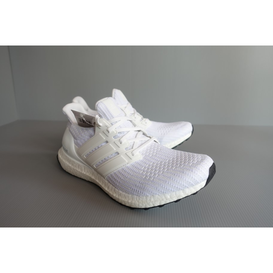全新現貨 adidas UltraBOOST Triple White 時尚 全白 慢跑鞋 BB6168 | 蝦皮購物