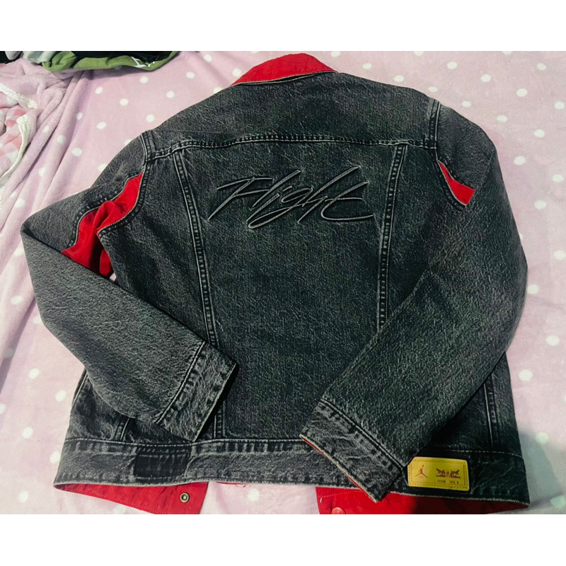 小吳嚴選LEVI’S X AIR JORDAN REVERSIBLE DENIM TRUCKER JACKET 現貨 S | 蝦皮購物