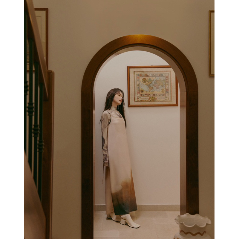 [轉售]pingping x MEIER.Q 屏屏聯名 暈染印花綁帶洋裝 裸粽色 S號 全新 | 蝦皮購物