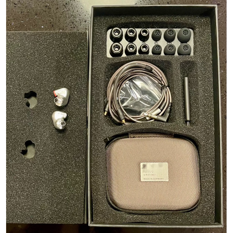 IE900 入耳式旗艦款 全新盒裝 IE 900 & 高純度8股利茲純銀線 4.4平衡 全套古河鍍銠 升級線材 | 蝦皮購物