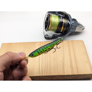 【LUZ路亞】【現貨】金屬舌板 007上升爬行餌RiserBait 鉛筆 浮水米諾 水表鉛筆 路亞 軟蟲 顫泳 VIB | 蝦皮購物