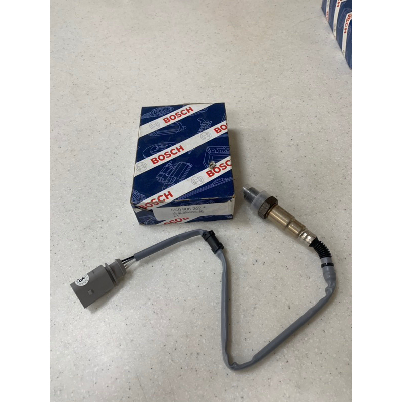 8K0906262 A4 A6 Q5 Q7 含氧 感應線 感知器 後 德國原廠 | 蝦皮購物