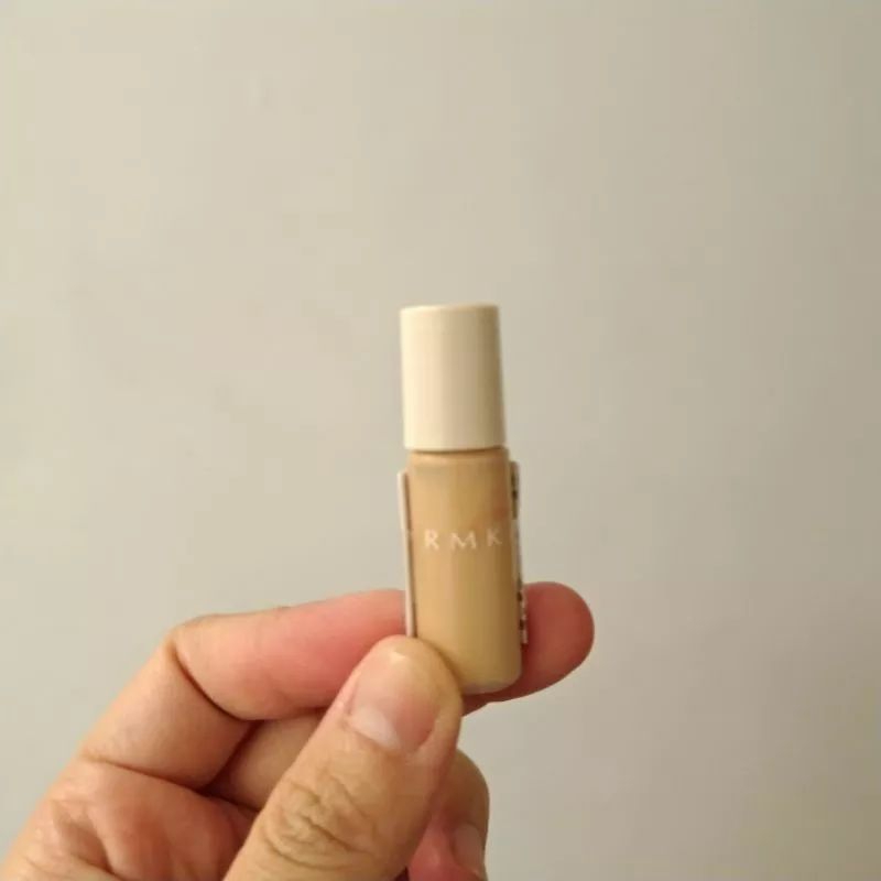 【全新買就送小禮】RMK 完美無瑕粉底液色號#102 3ml 隨身瓶 試用組 旅行組 便宜賣 | 蝦皮購物