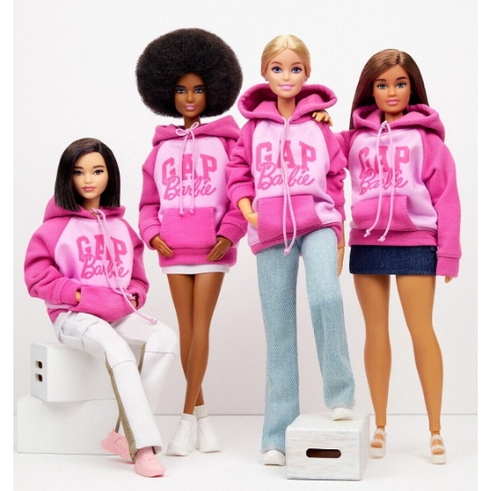 Barbie X Gap 芭比 GAP 聯名服裝 帽T 衣服 Barbie X Gap Hoodi | 蝦皮購物