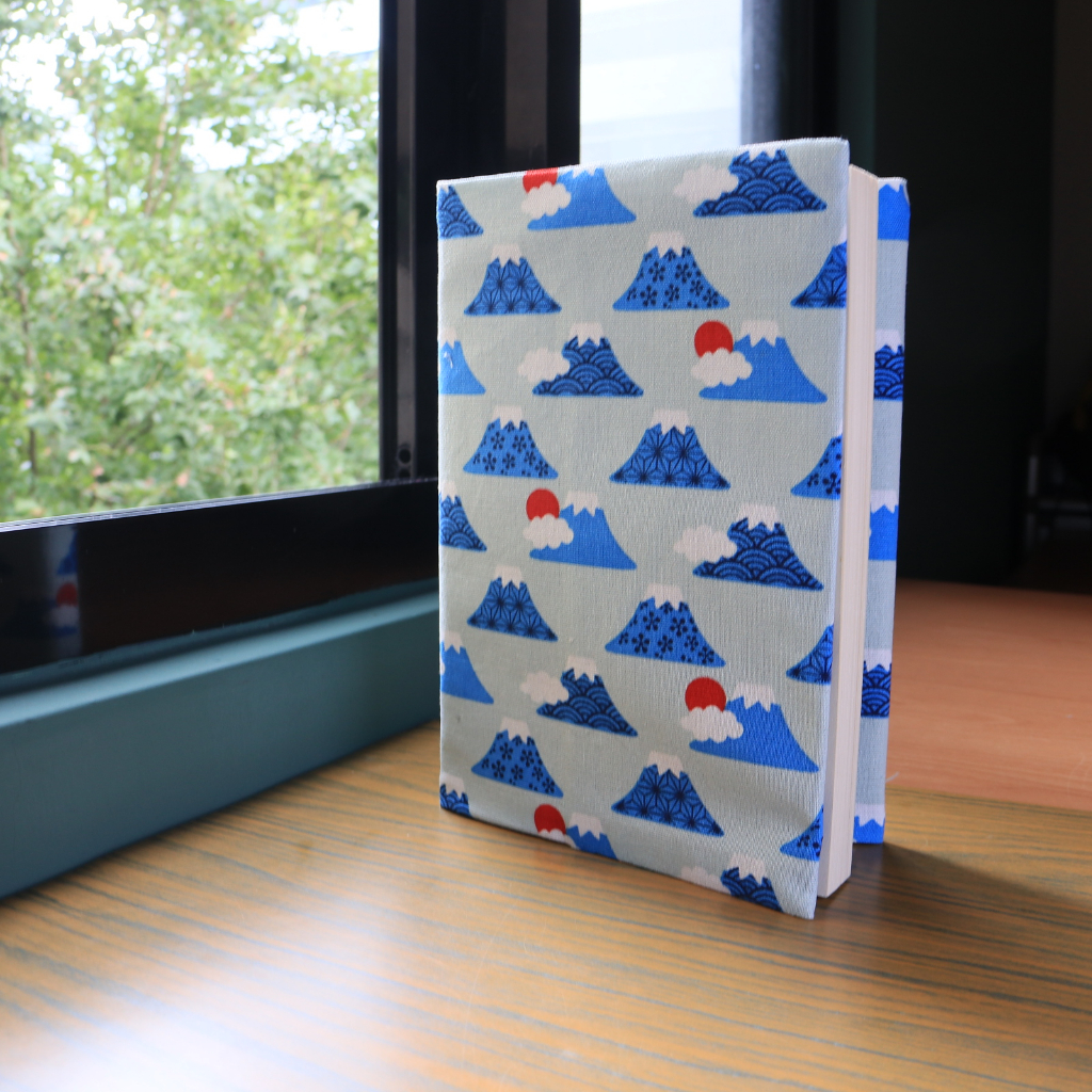 【冬雨手作】富士山布書衣 A5 25K A6 50K 書衣 | 蝦皮購物