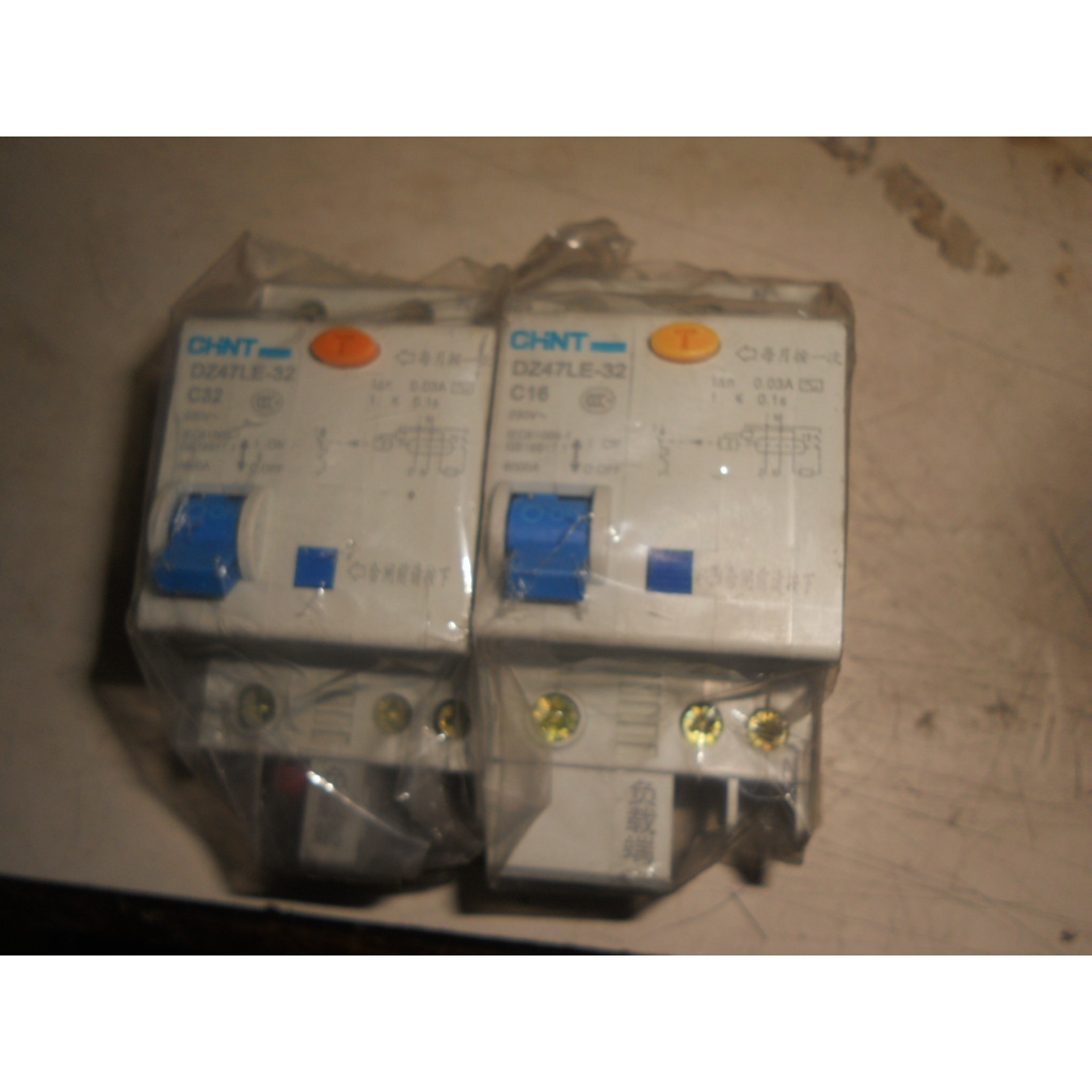 CHNT DZ47LE-32 2P 16-32A 漏電斷路器 | 蝦皮購物