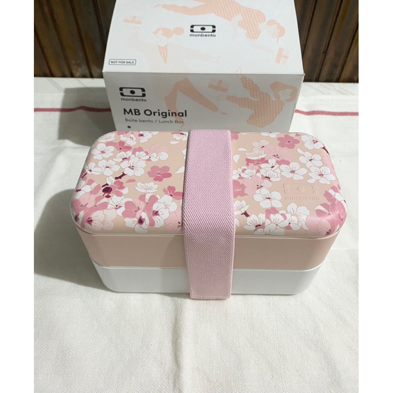 全新 法國monbento便當盒 櫻花粉 粉紅色 粉色 長便當盒 日本日式便當盒 保鮮盒 收納盒 1000ml 1公升 蝦皮購物