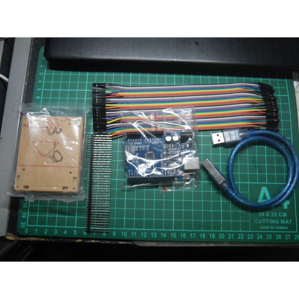 Arduino UNO R3開發板 Duemilanove、Leonardo改進版，送杜邦線、排針、傳輸線及透明保護殼 | 蝦皮購物