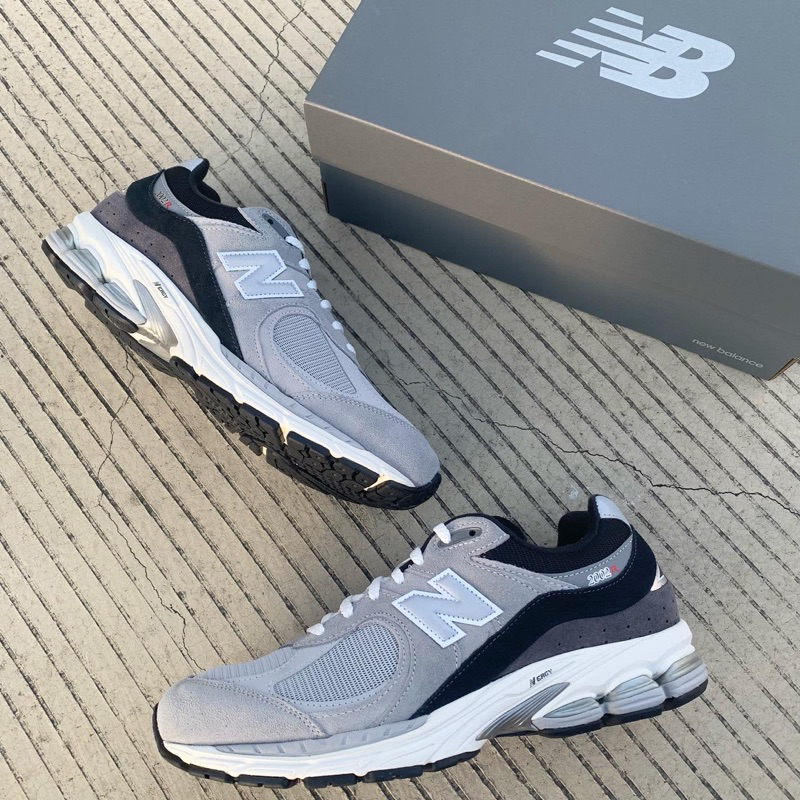New Balance 2002 RSG 灰 | 蝦皮購物